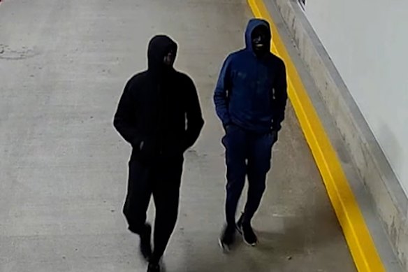 Masked and hooded: Police release CCTV in Bondi gangland hit case