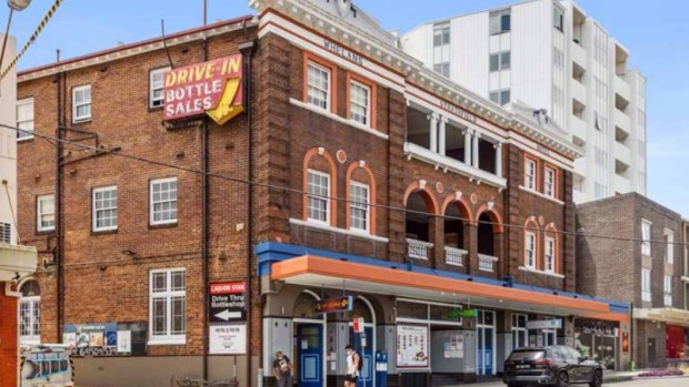 Rich Lister Sam Arnaout buys landmark Strathfield Hotel in Sydney from ...