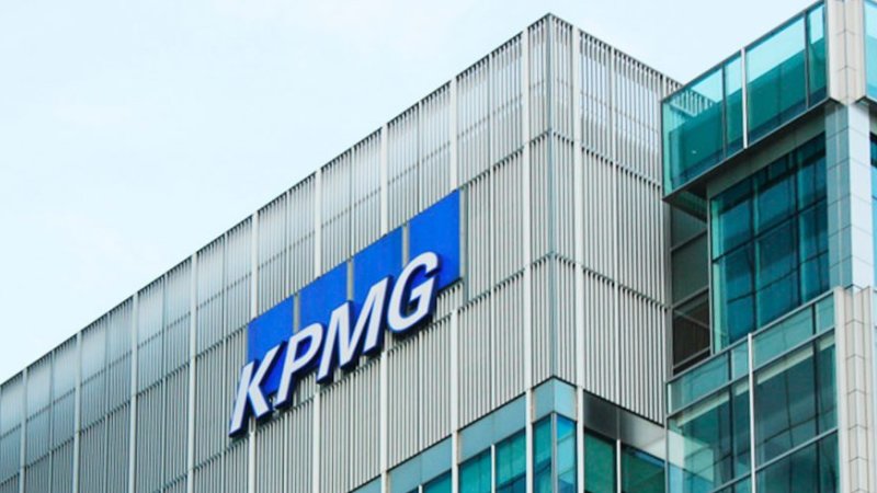 KPMG ousts head of UK consulting unit