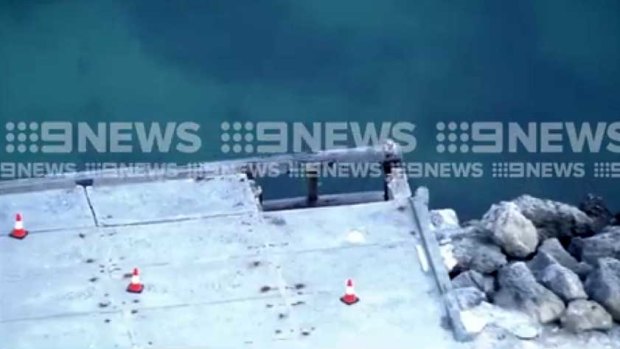 Collapsed Rottnest jetty due for rebuild over 'structural integrity'