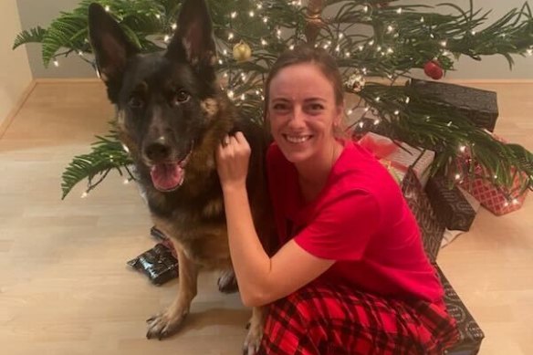 Family of US Marine Captain Eleanor LeBeau killed in plane crash pays ...