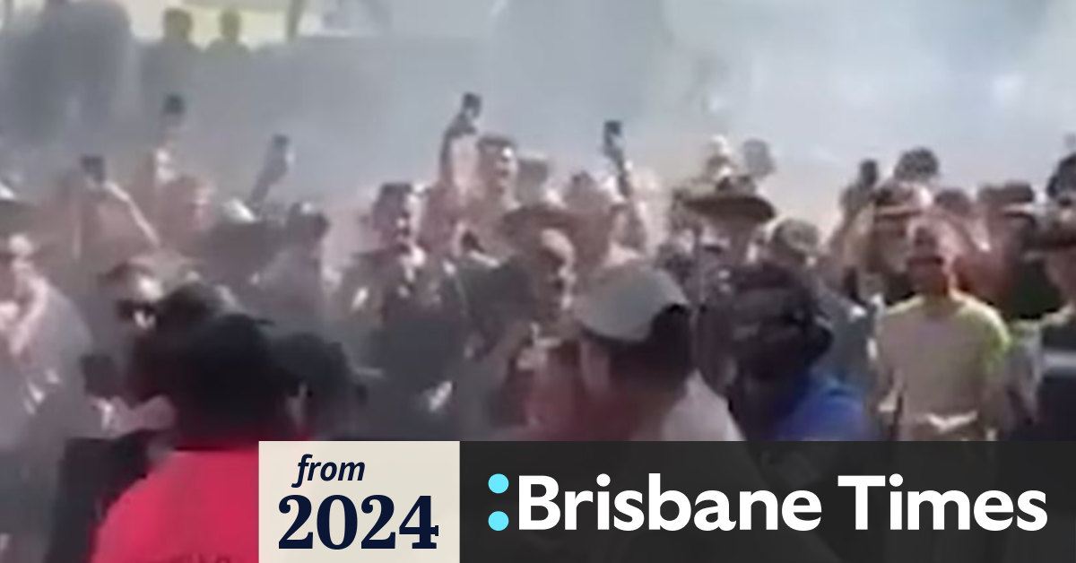 Summernats crowd brawl: Police investigate fight at Canberra car festival