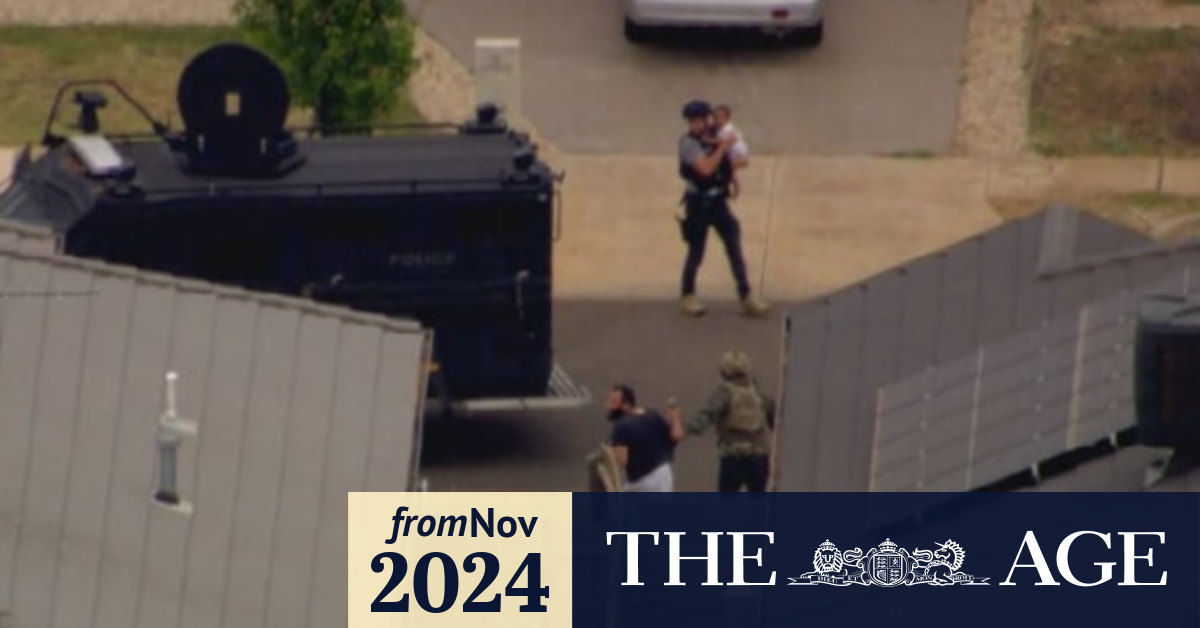 Weir Views siege: Father describes how son was rescued through window ...