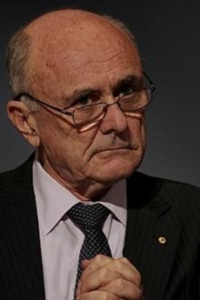 Fels calls for tax incentives to back public interest journalism