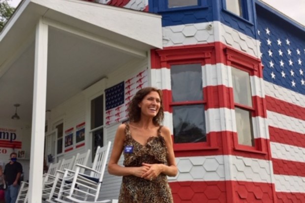 US election 2020: At the Big Pineapple of politics, trust in Trump is ...