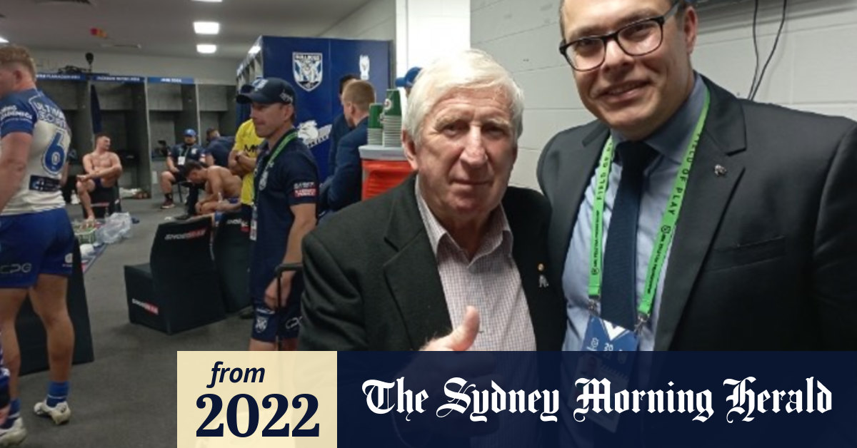 NRL 2022: Steve Mortimer makes surprise visit to Canterbury Bulldogs ...