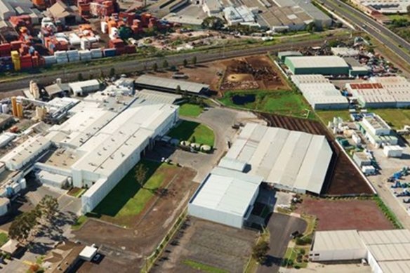Coronavirus Victoria: JBS Brooklyn workers refuse to work over COVID-19 ...