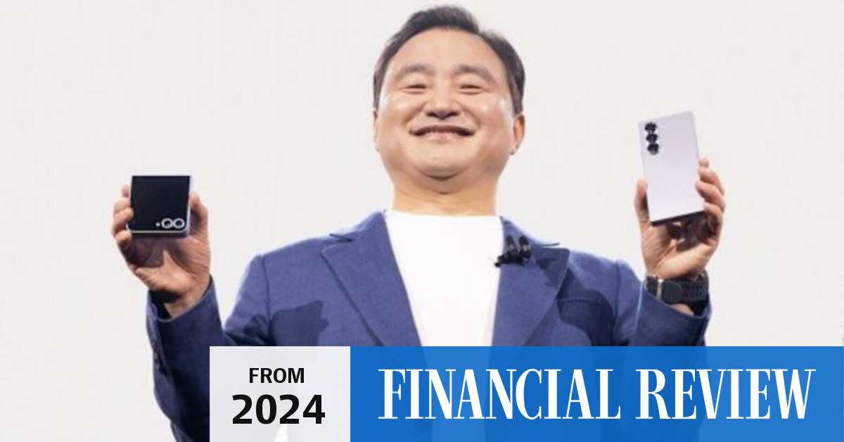 Samsung plans different shape for AI phones, says mobile president TM Roh