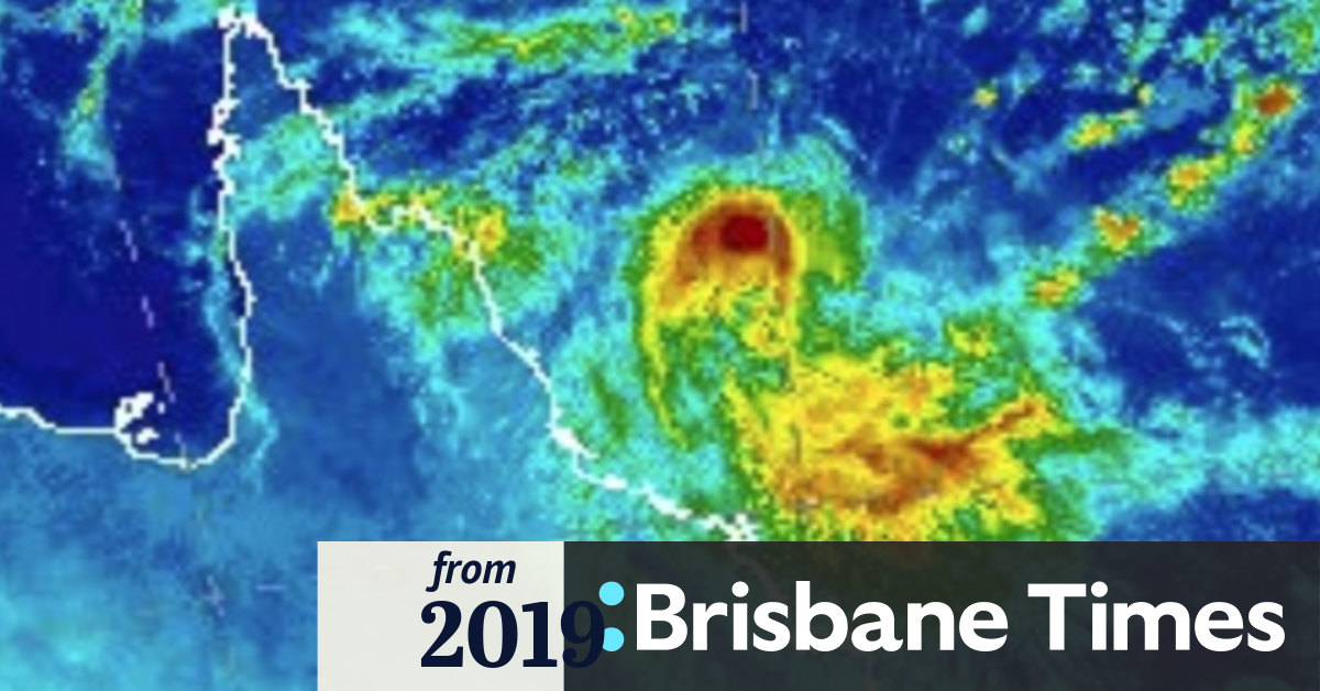 Cyclone Ann to hit Queensland with 100km/h winds
