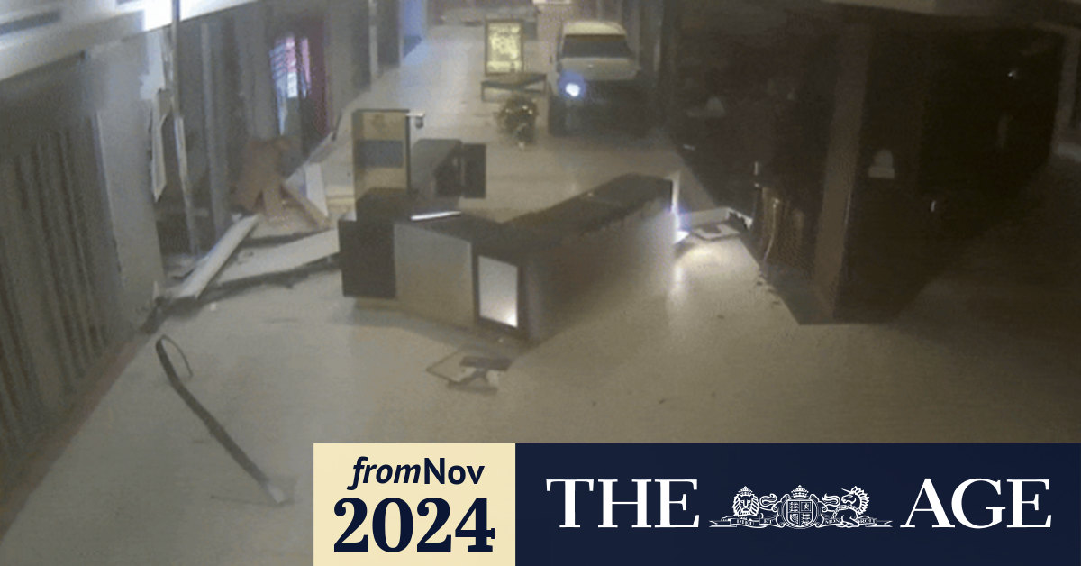 Thieves steal safe and destroy storefronts in shopping centre ram raid