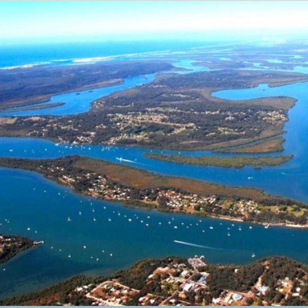 Redlands’ blues: Too country for the city, too city for the country