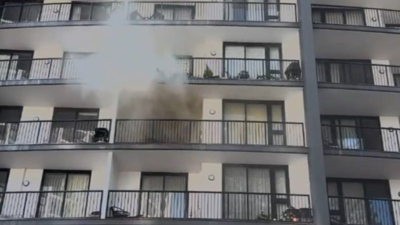 Broadbeach Neptune Resort fire: Woman dies, crime scene declared after ...
