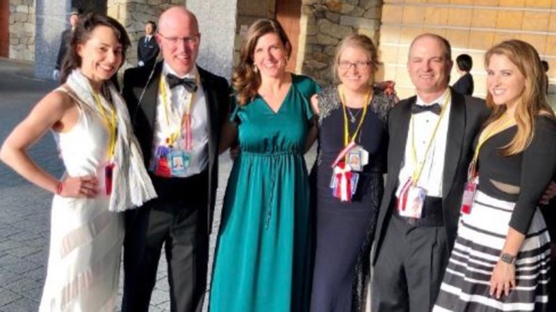 NYT reporter Annie Karni forced to wear wedding dress to cover Donald ...