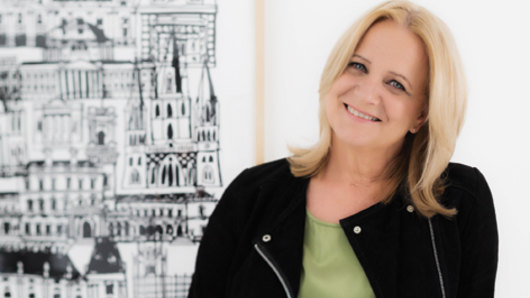 A new book profiles 50 pioneering Melbourne women who deserve their own ...