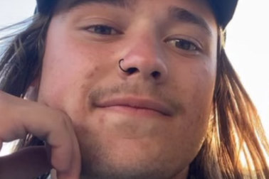 Loved ones grieve ‘beautiful’ Wangaratta teen found in burning car as ...