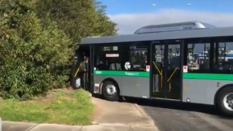 Transperth bus mishap brings peak hour traffic to a halt
