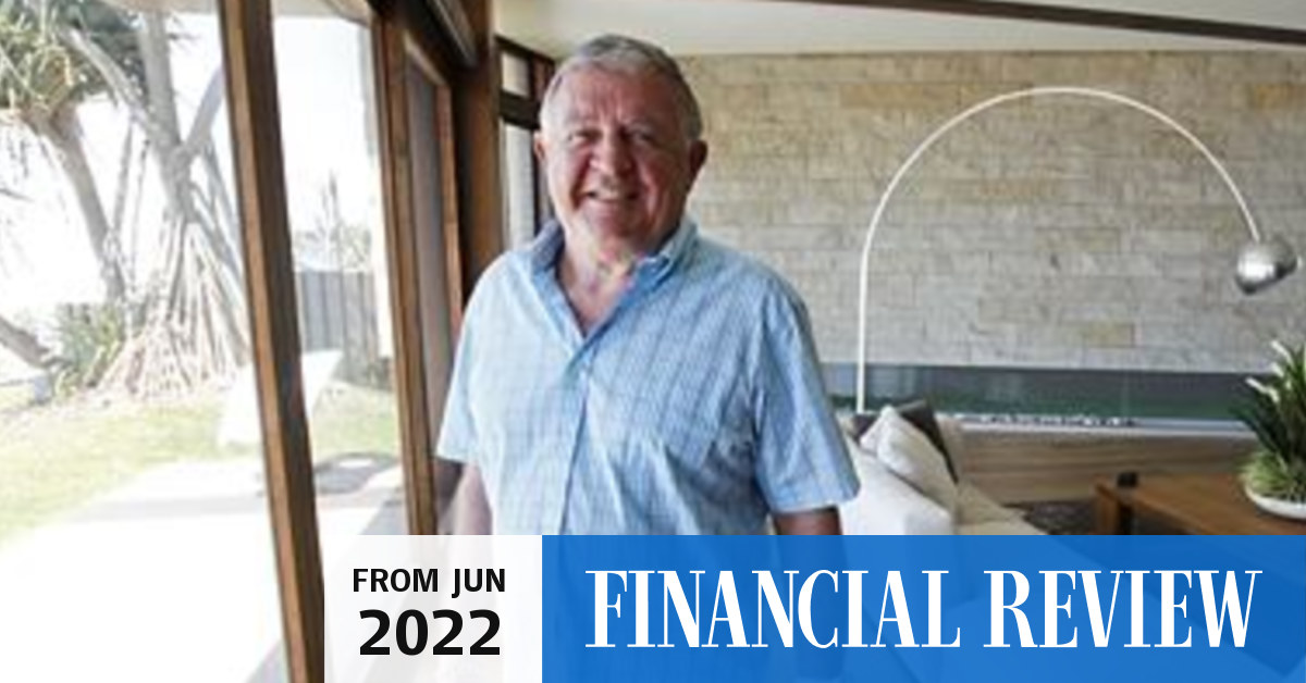 Last drinks for Rich Lister Bruce Mathieson snr at Endeavour