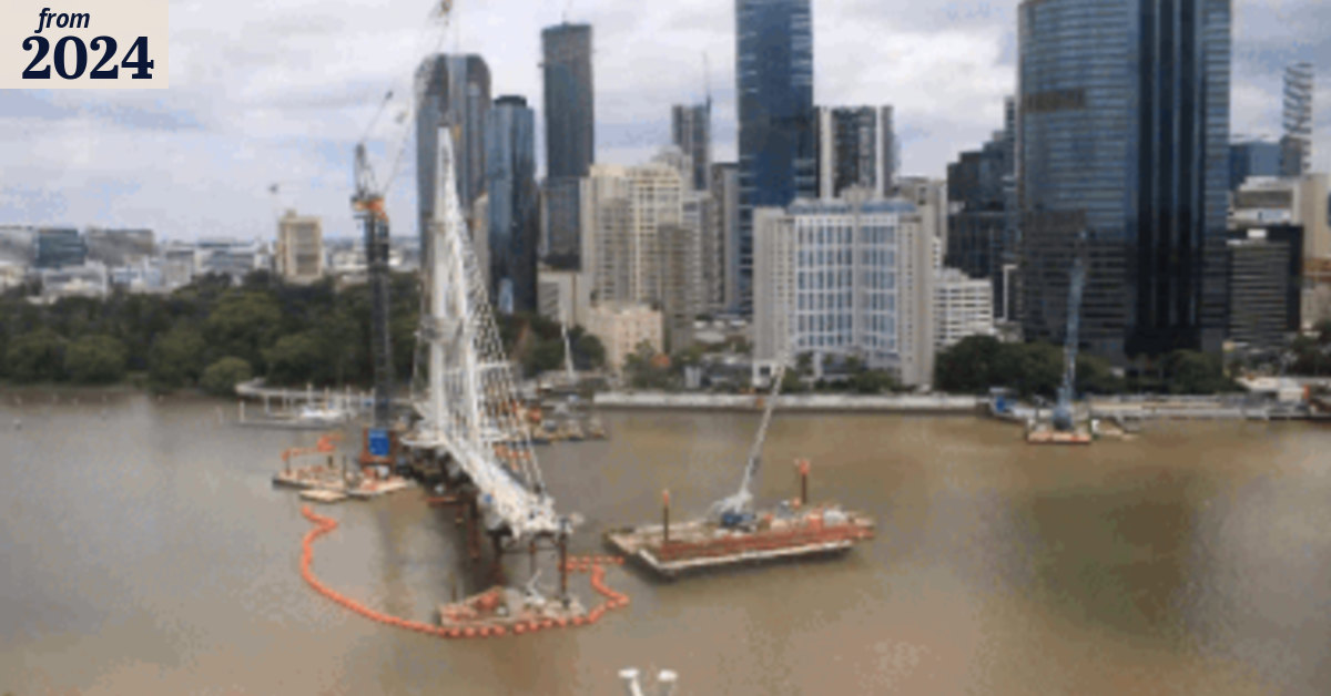 Kangaroo Point Bridge opens, but St Lucia to West End crossing axed