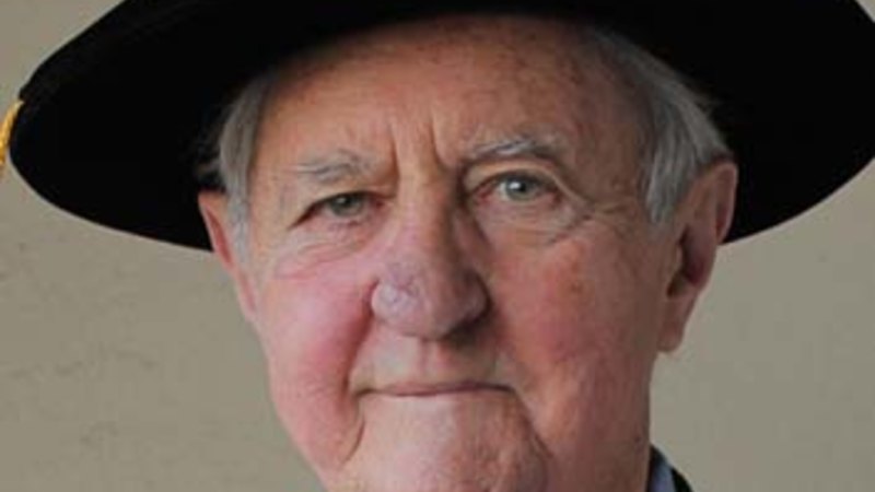 Peter Coleman dies aged 90