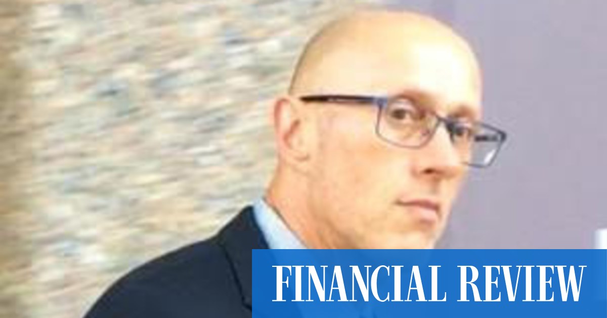 Fred Bart’s brother Phil surfs the web after criminal charge