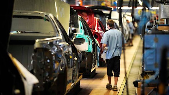 Holden workers to tell Canberra politicians of car industry fears