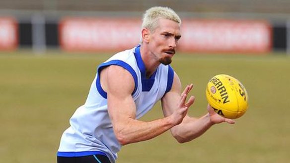 I didn’t name gay players: Aker