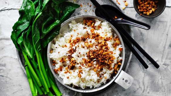 Eating more rice could help fight obesity, study suggests