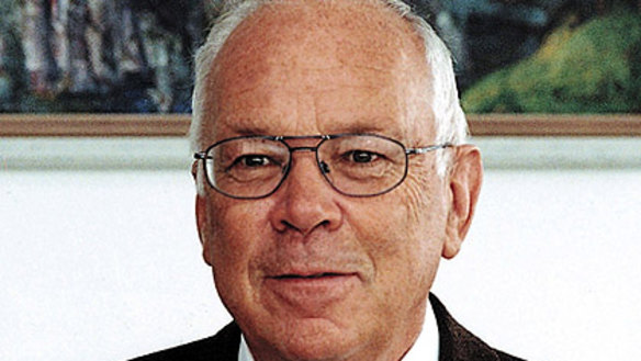 Billionaire commits suicide over debts