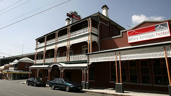 Story Bridge Hotel takes on unit owners