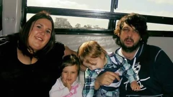 Perth three-year-old rings triple-0 to save unconscious mum