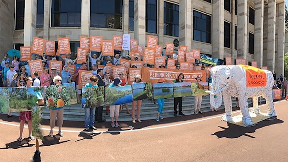 EPA gets 'health check' after knock-back on Roe 8 approval