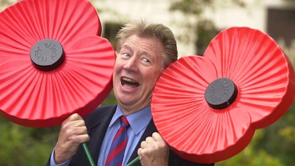 Tributes pour in for 'showbiz giant' Max Bygraves