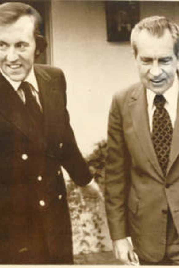 David Frost, veteran British interviewer, dies at 74