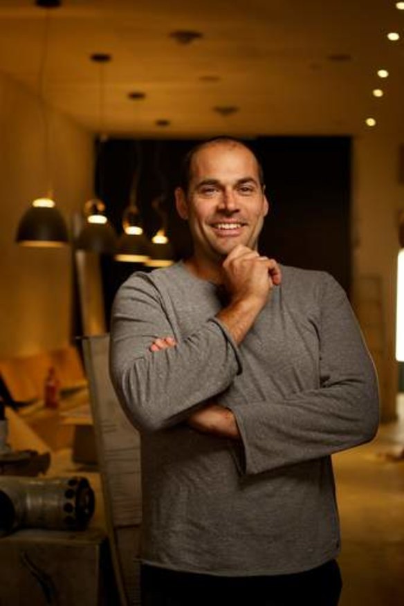 Riccardo Momesso's going solo