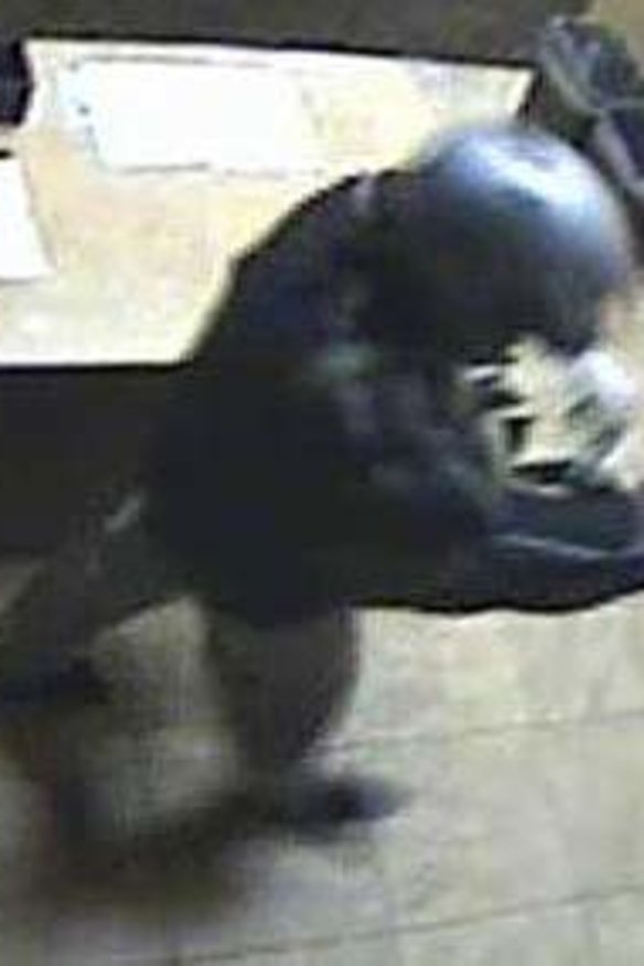 Brazen Bellagio robbery: alleged bandit who wore motorcycle helmet arrested