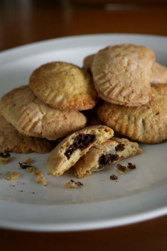 Ricotta, orange and cocoa ravioli