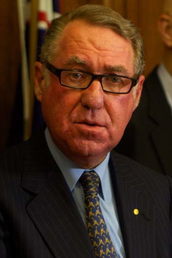 Gonski called to justify public funds for private schools