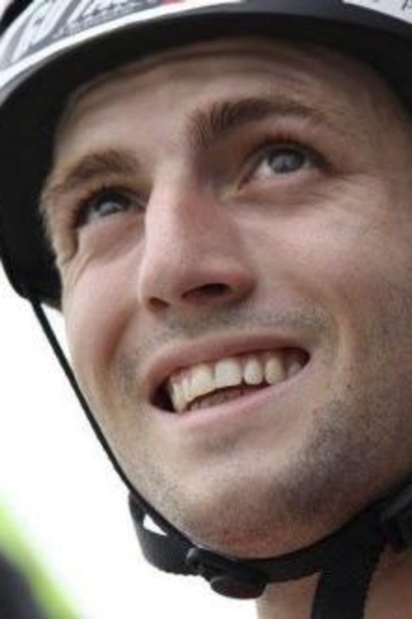 Extreme sports star Alex Duncan killed while wingsuit flying in Swiss Alps