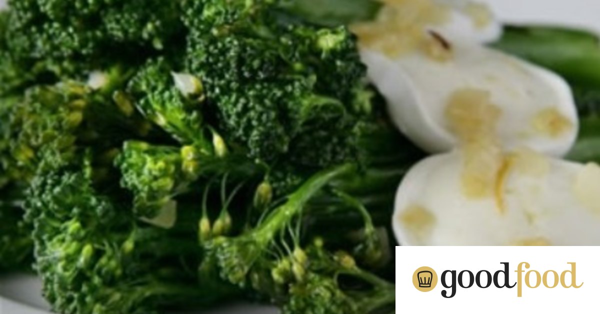 Braised broccolini with mozzarella