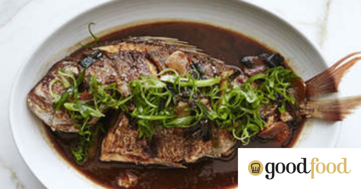 Braised fish Shanghai-style or red-cooked fish