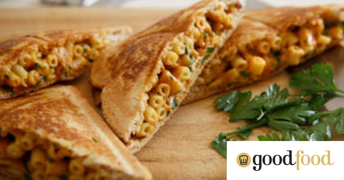 Mac and cheese jaffle