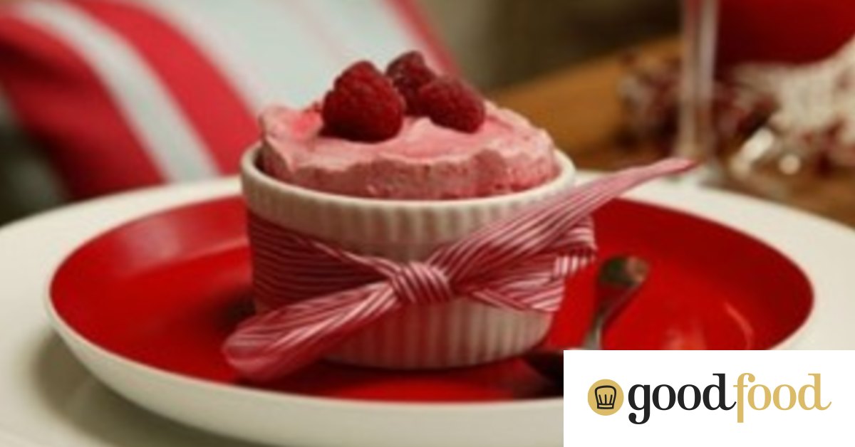 Frozen raspberry souffle