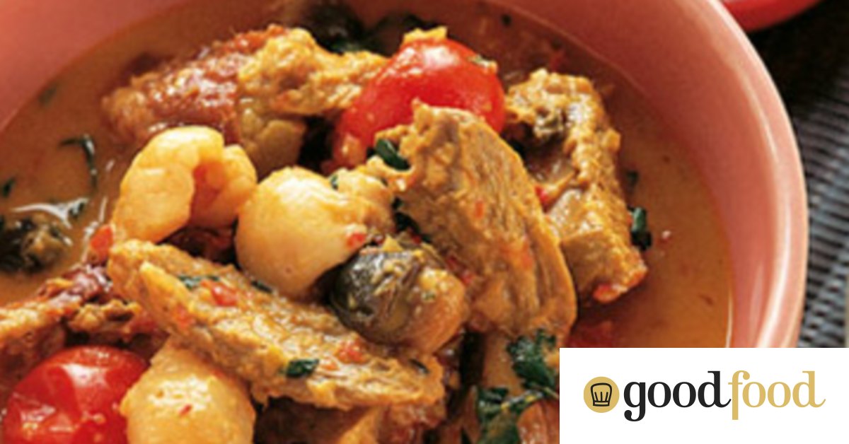 Barbecue duck curry with lychees