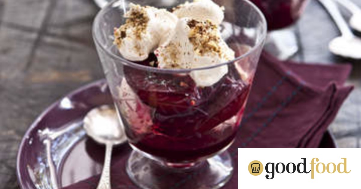 Walnut meringue kisses with roasted blood plums