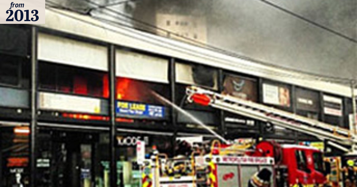 Fire blocks busy Chapel Street