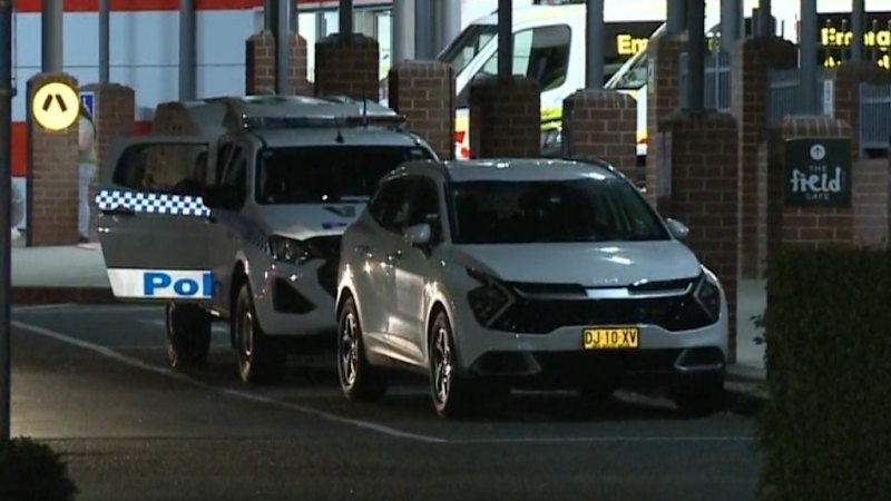 Police investigate man who attended hospital with gunshot wound