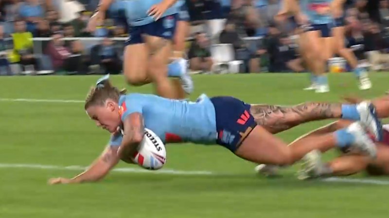 Fressard slices up Queensland defence to score