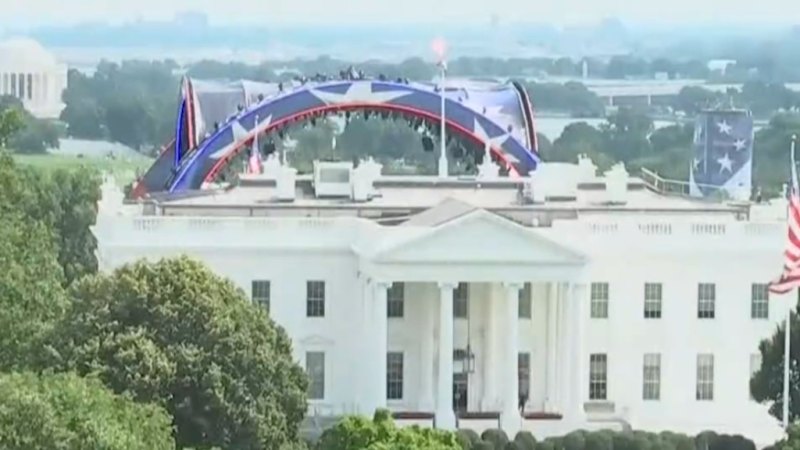 Trump celebrates birthday with White House UFC event