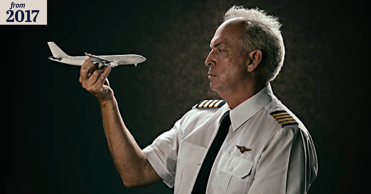 What happened to flight QF72?
