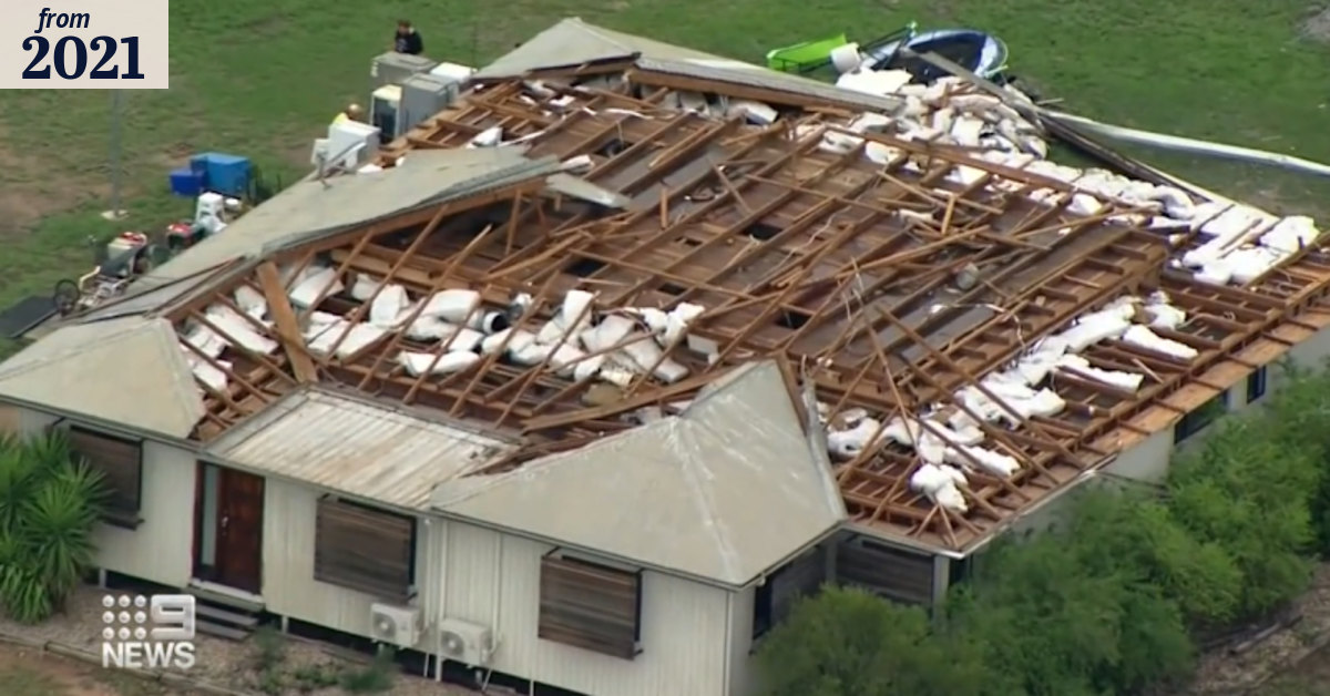 Torrential rains cause flash flooding in Stanthorpe